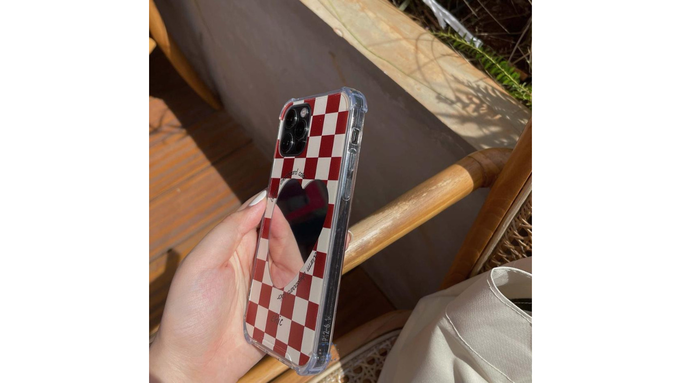 10 Mirror Case Terbaik, Penunjang Penampilan Hp! - Teknovidia
